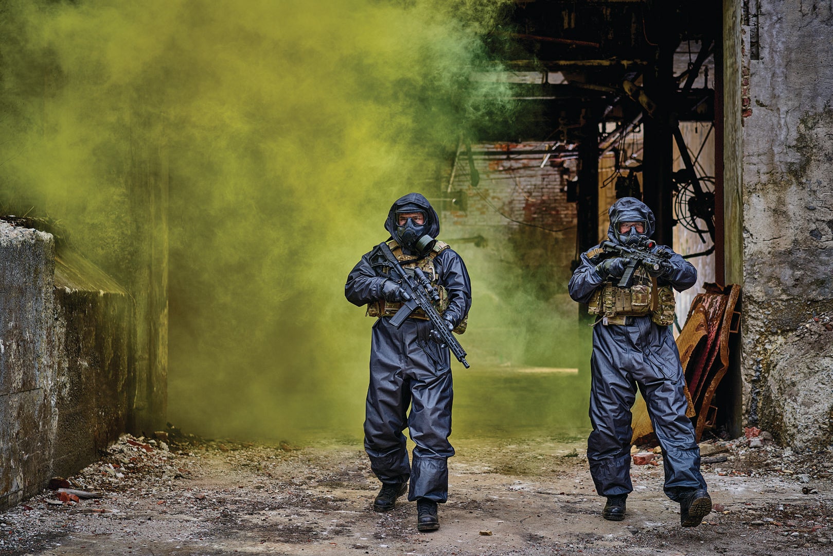 CHEMPAK® Protective Clothing by GORE-TEX LABS | GORE-TEX Professional