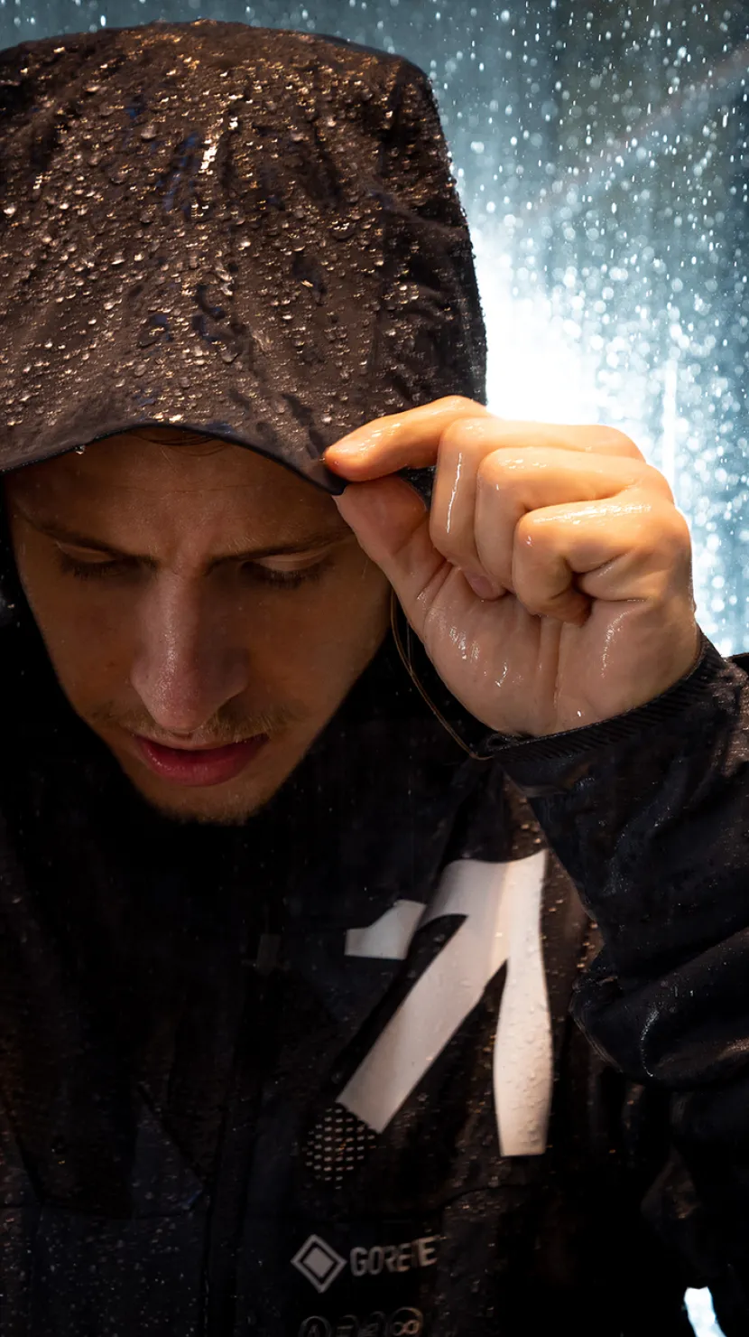 SOFT GORE-TEX SHELL JACKET | GORE-TEX Professional