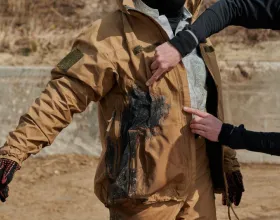 Flame Resistant GORE-TEX PYRAD® Product Technology for Defense ...