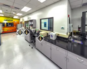 Virtual Lab Tour 360° | GORE-TEX Professional