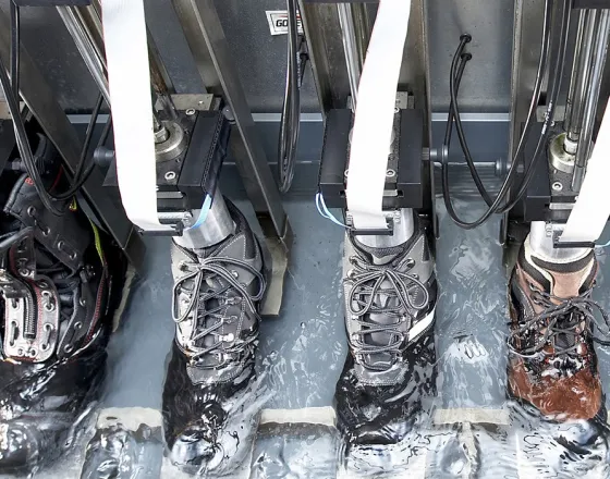 GORE-TEX CROSSTECH® Protective Footwear | GORE-TEX Professional