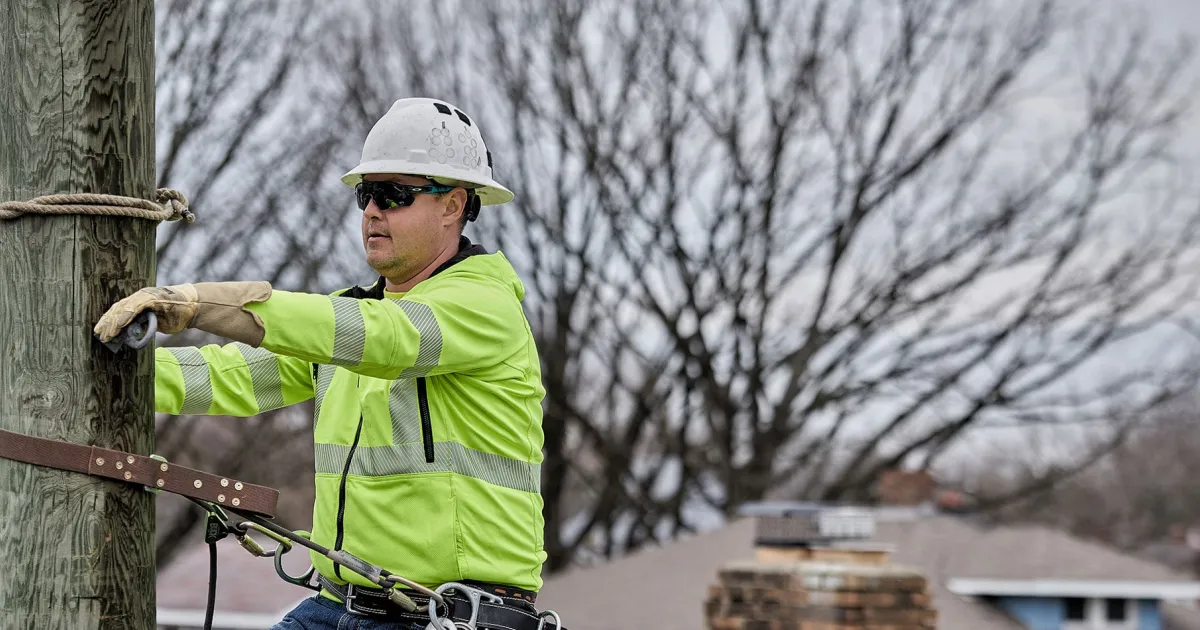 Arc Rated Pyrad® Windstopper® Garments By GORE-TEX Labs for electrical ...