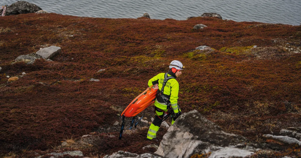 Protective Clothing for Technical Rescue | GORE-TEX Professional | GORE ...