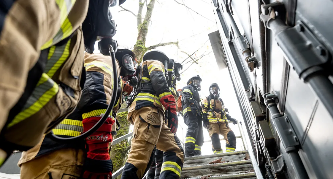 Pete Wakefield Visits Gore Plant | GORE-TEX Professional